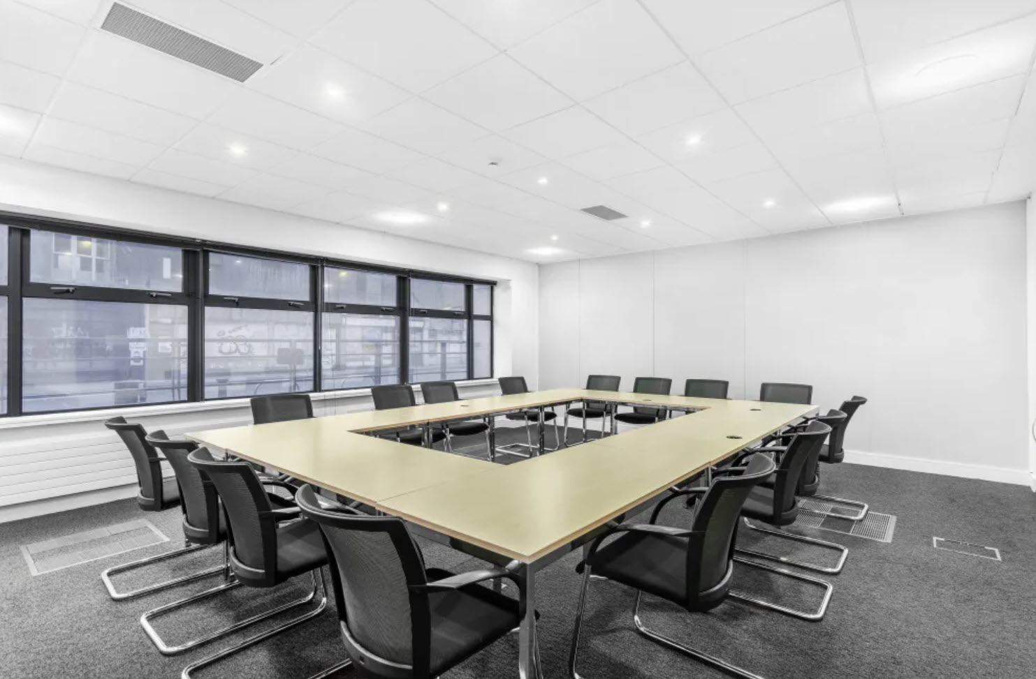 Dublin, I.E. - 22 September 2025 - A801 - Using the Identity Panel Suite – Learn Identity Panel